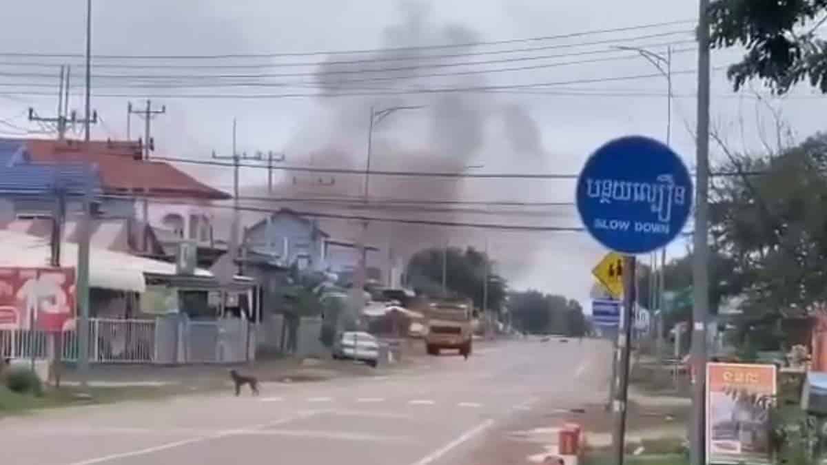 Thailand Accused of Using Toxic Gas and Airstrikes in Cambodia - The ...